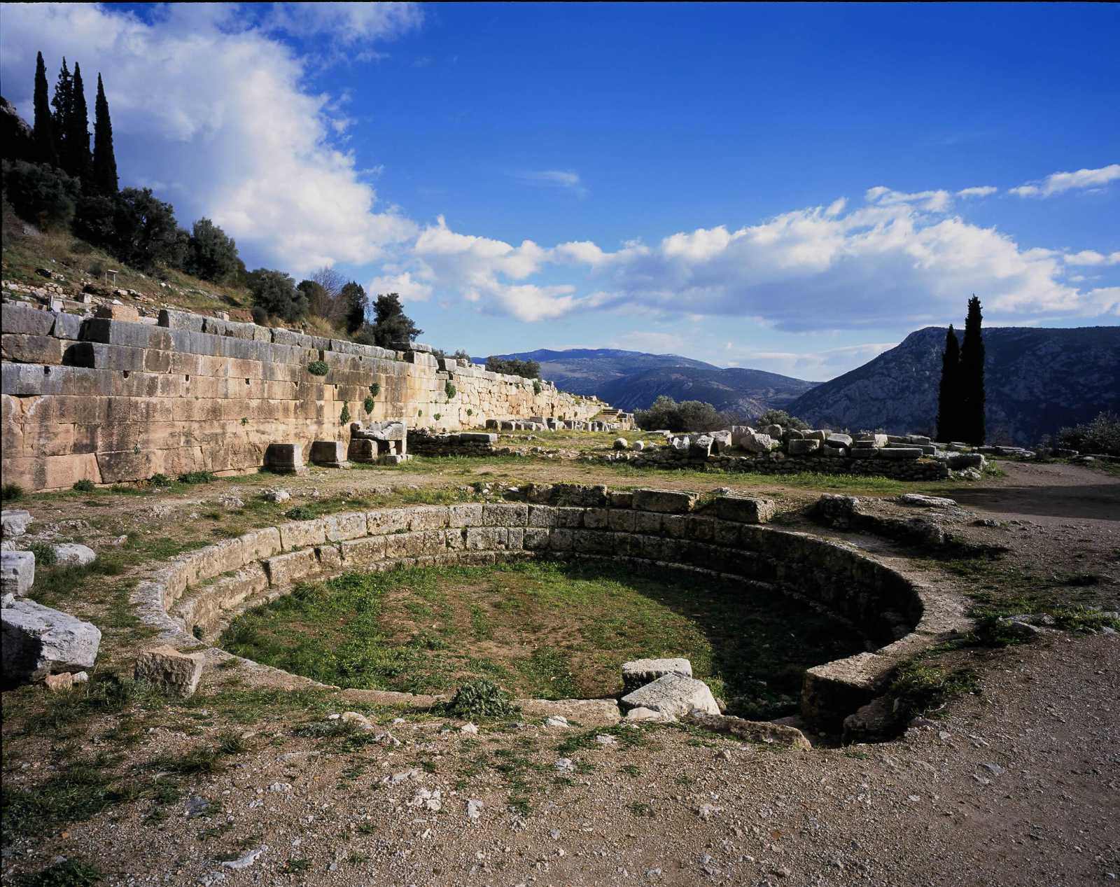 History of Delphi - Archaeological Site of Delphi - Museum of Delphi
